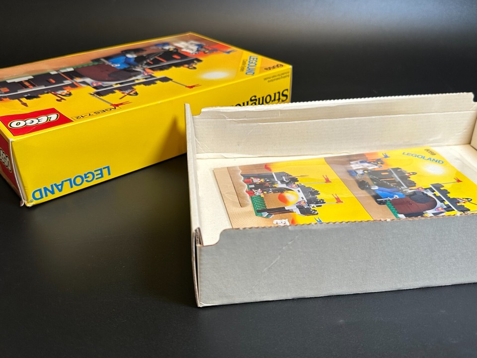 LEGO 6059 Castle Knight's Stronghold Complete with Box and Instructions ...