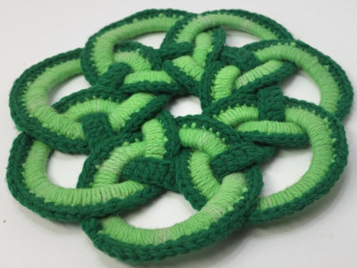 Vtg Handmade Handstitched Crochet Celtic Knot Trivet 7” Round Green ...