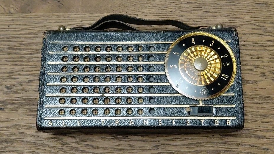 Vintage 1960s Pye Transistor Radio 16 X 8.5 X 4 Cms | eBay