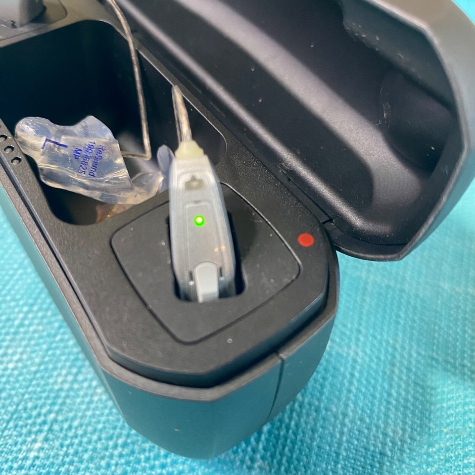 RESOUND LiNX Quattro RE 961-DRWC w/charger LXR, Made-for-iphone ...