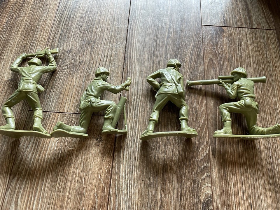 Lot of 4 Large Vintage Jumbo Army Men Green Plastic Soldiers 6 Inch ...