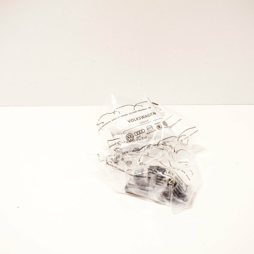 NEW AUDI TT 8J LICENSE NUMBER PLATE LIGHT 8T0943021A ORIGINAL 8T0-943 ...