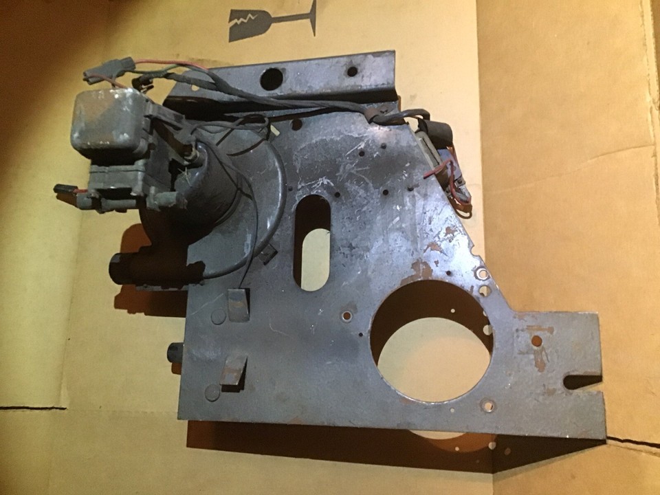 VW Gasoline Heater IncludesThe back Plate - pics - 69 VW Bus Part# ZVW ...