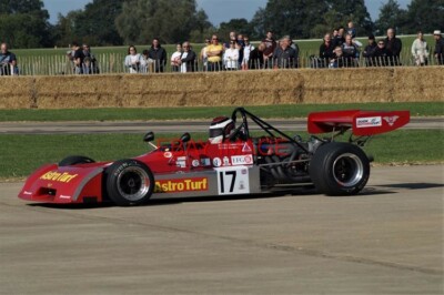 PHOTO MIKE BLETSOE-BROWN IN HIS EX-BOB MARSLAND F2 CHEVRON B27 #27-74 ...