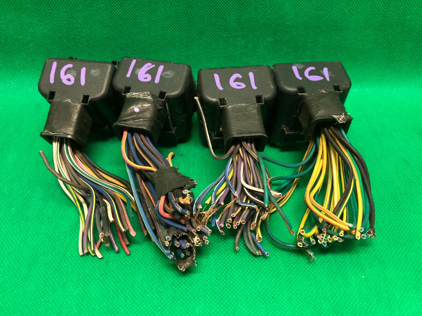 04 DODGE RAM 5.7 ECM ECU PCM 56029161AB PLUG WIRING HARNESS CONNECTORS ...