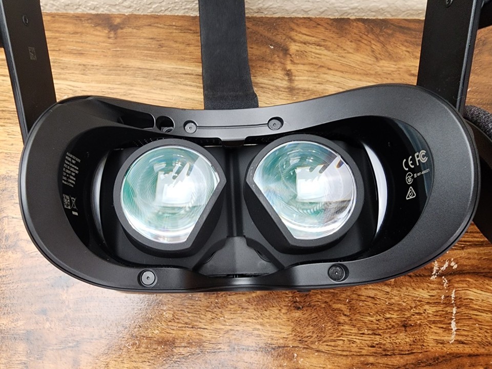 Valve Index VR Virtual Reality Headset with Necessary Cables Tested ...