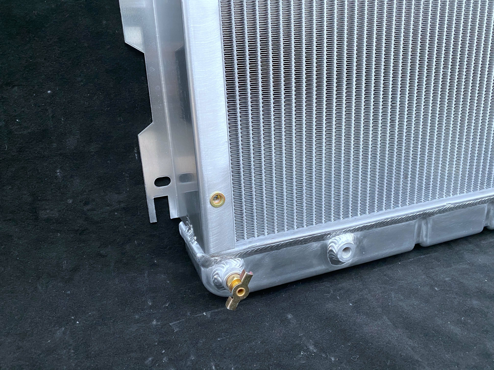 KKS 3 Row Radiator For 1970-1972 Dodge Dart Plymouth Duster/Valiant 5 ...