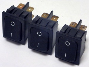 LOT OF 3 T105/55 T-SERIES ROCKER SWITCH SNAP-IN PANEL MOUNT 125-250 VAC ...
