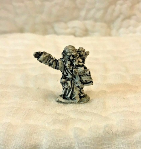 Grenadier WIZARD Dungeons Dragons Miniature sorcerer illusionist D&D ...