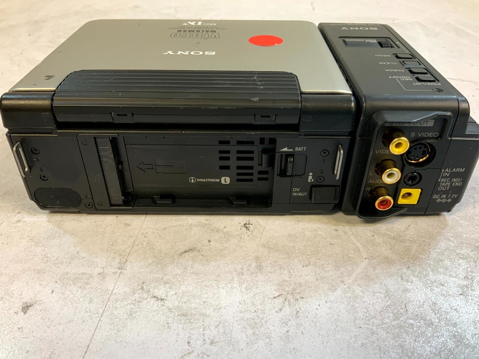 Sony Video Walkman GV-D900 Portable MiniDV Digital VCR with PGV-250 ...