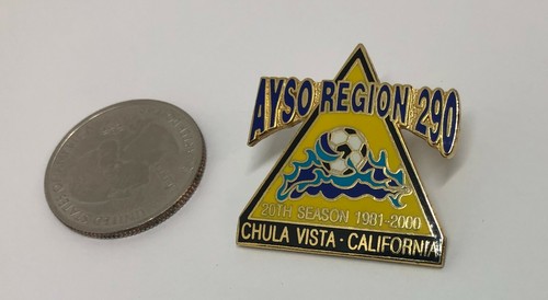 2000 AYSO Region 290 Soccer Chula Vista California Pin | eBay