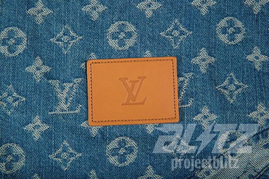 SUPREME x LOUIS VUITTON JACQUARD DENIM MONOGRAM BASEBALL JERSEY Size 4L ...
