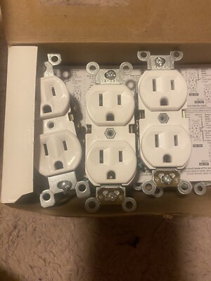 Leviton White Preferred Back and Side Wire Outlets 15A-125V 7 Pack | eBay