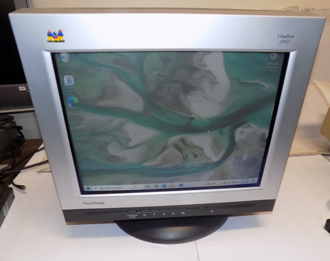 Viewsonic vcdts23307 UltraBrite A90F+ 19" VGA Flat CRT Computer Monitor ...