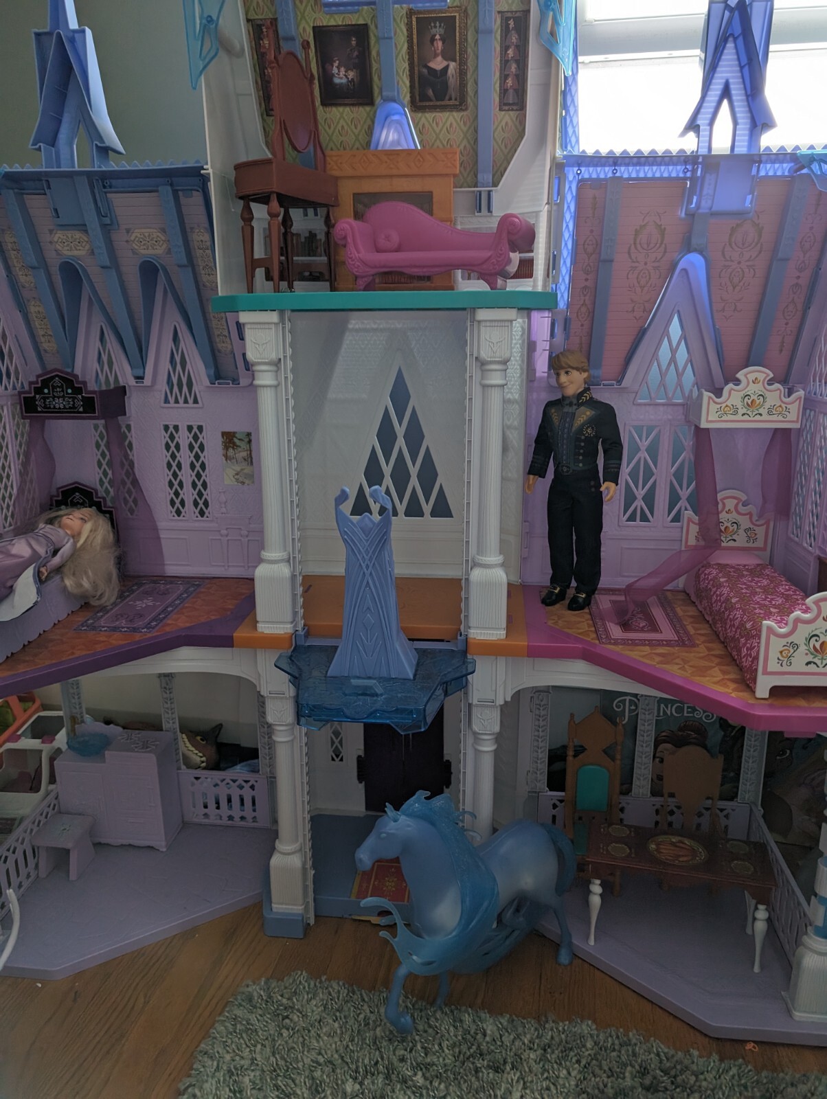 Frozen 2 Disney Ultimate Arendelle Castle with 5' Tall Moving Balcony ...