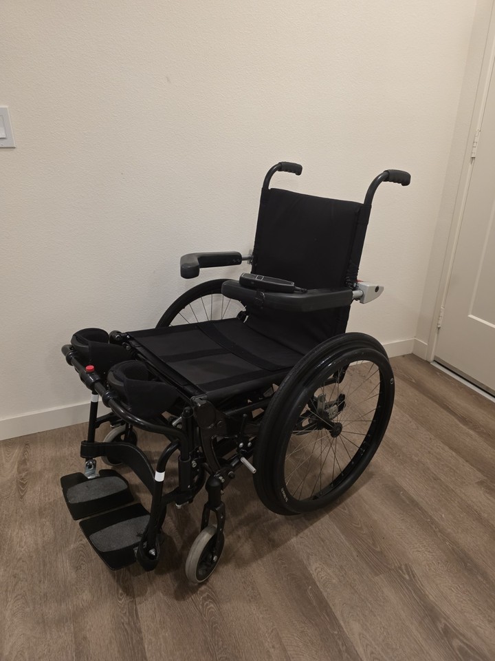 Permobil Lifestand Standing Manual Wheelchair WITH Power Standing ...