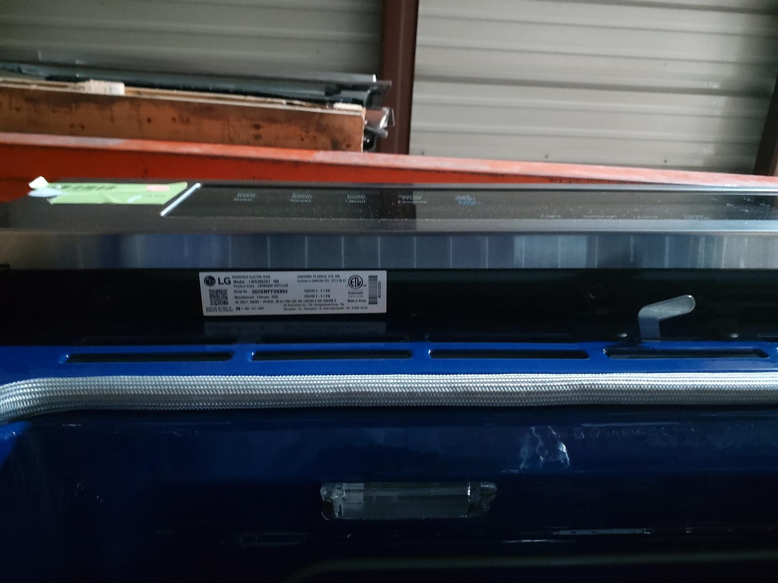 LG LWS3063ST 30" Built-In Electric Convection Wall Oven with EasyClean ...