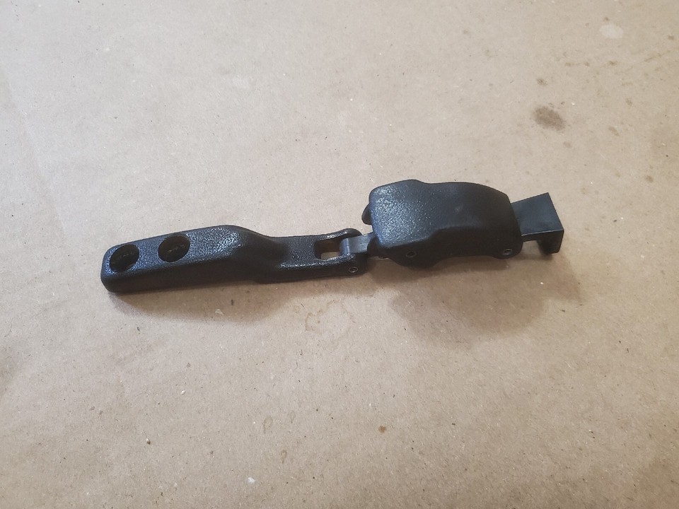 1986-1997 Nissan Hardbody D21 Ext Cab Window Latch | Genuine OEM