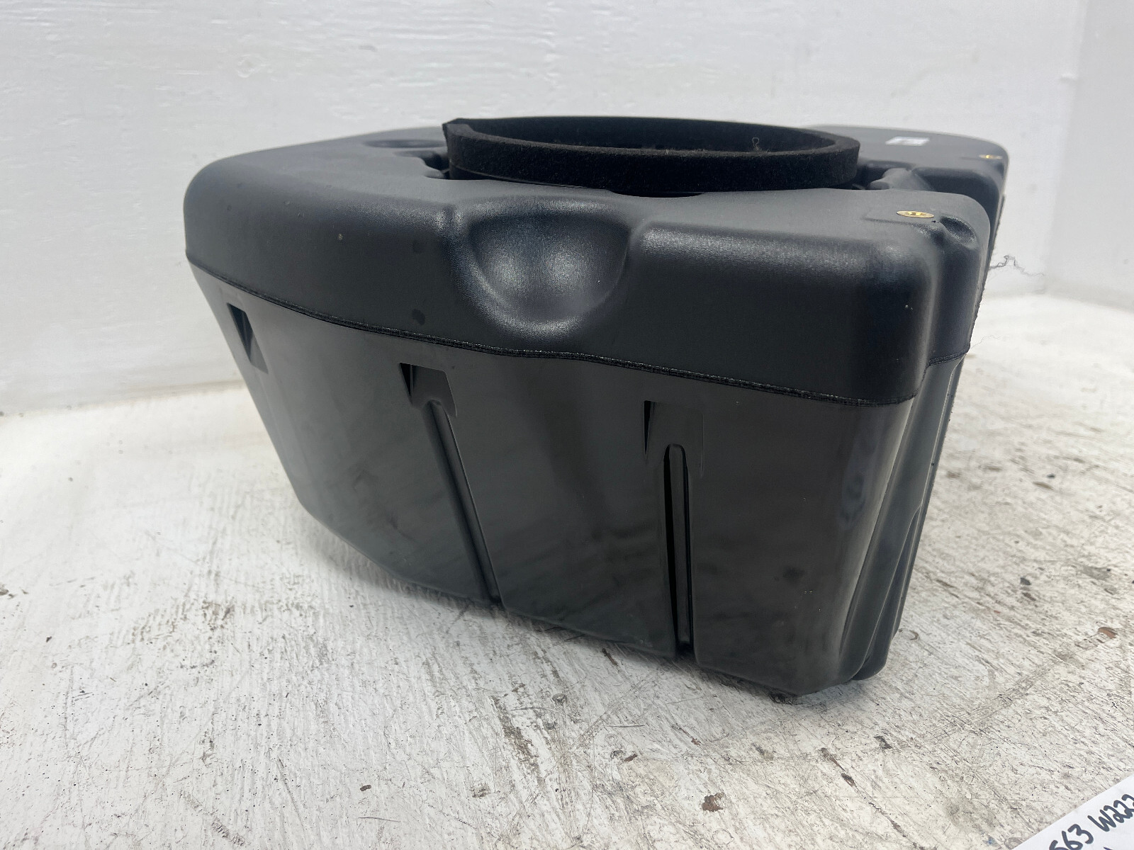 15-19 MERCEDES BENZ AMG S63 S65 S550 W222 OEM REAR SUBWOOFER SPEAKER ...