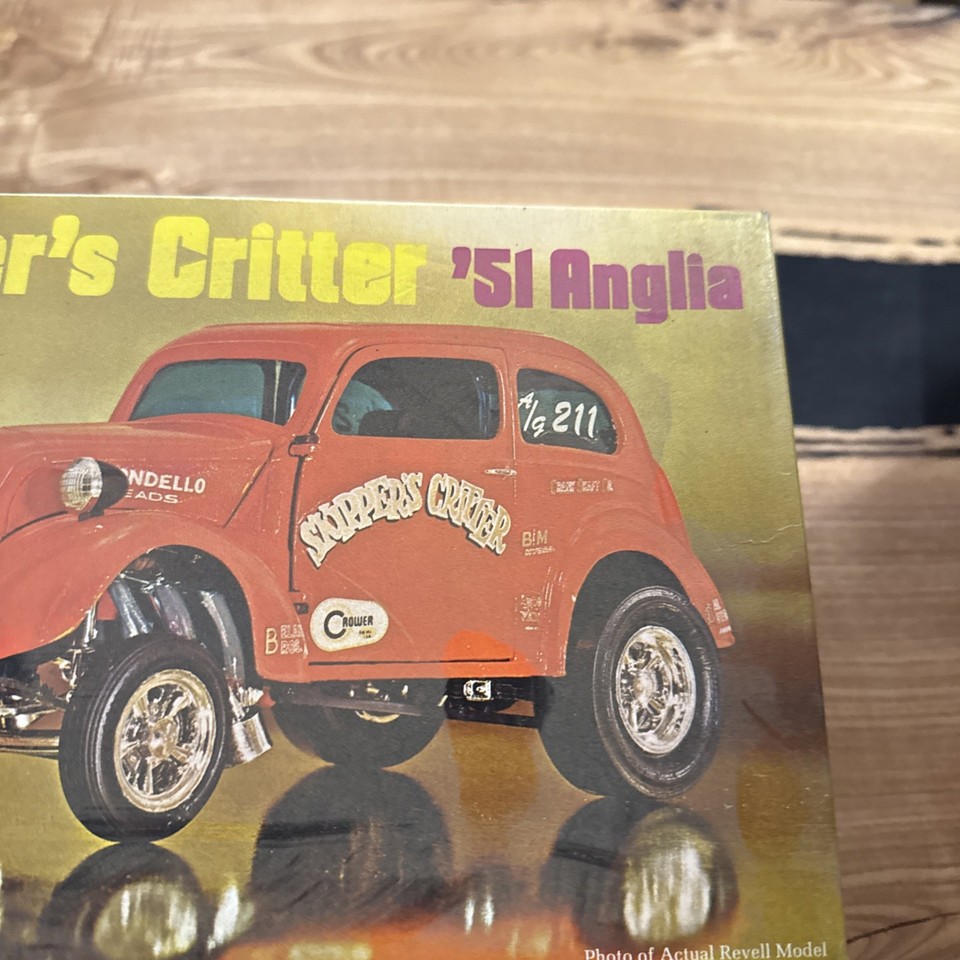 VINTAGE 1970 Revell 1:25 Scale Skipper's Critter 1951 Anglia Model Kit# ...