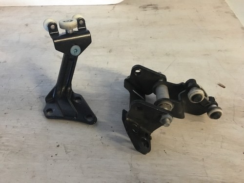 VW CRAFTER 06-16 TOP & MIDDLE 2 SLIDING DOOR ROLLERS A9067600247 SIDE ...