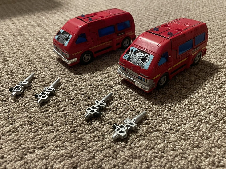 Lot of 2 Transformers SS86 Ironhide for Parts, Custom, Army Building ...