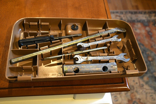 Genuine Volvo 740 760 940 960 V90 Wagon Factory Tool Kit with TAN Cover ...