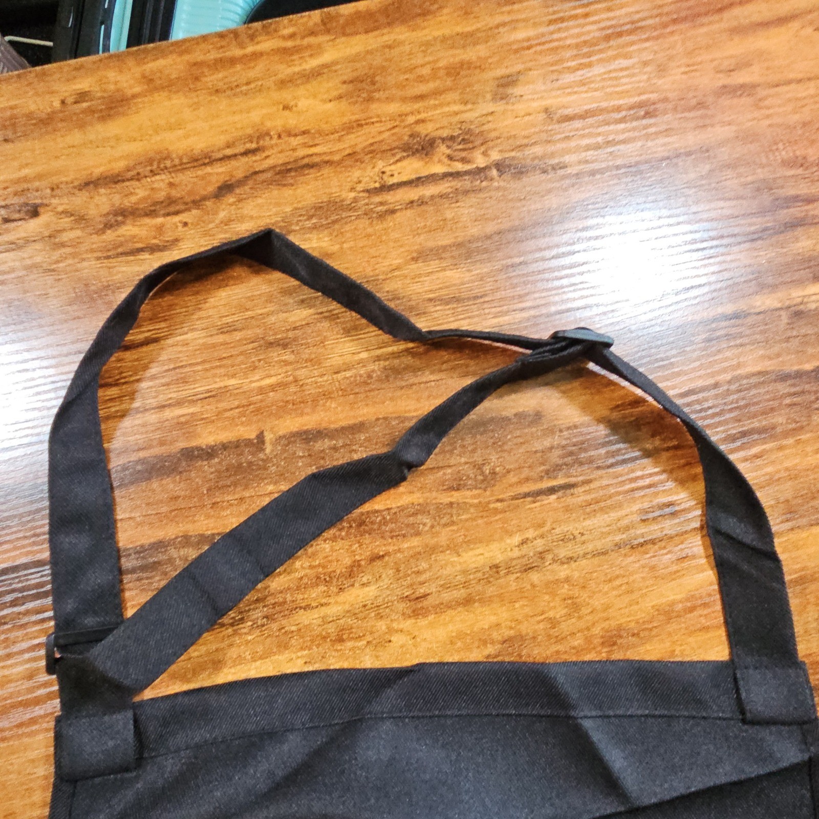 WILL WELL Adult Bib Apron with Pockets, Black Polyester, Adjustable Neck