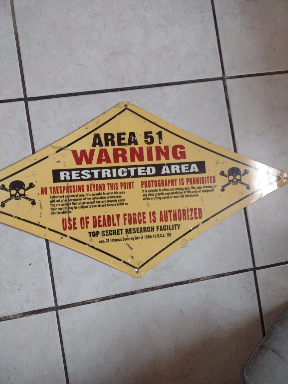 Area 51 Warning Restricted 28" DIAMOND SHAPED HEAVY DUTY USA MADE METAL ...
