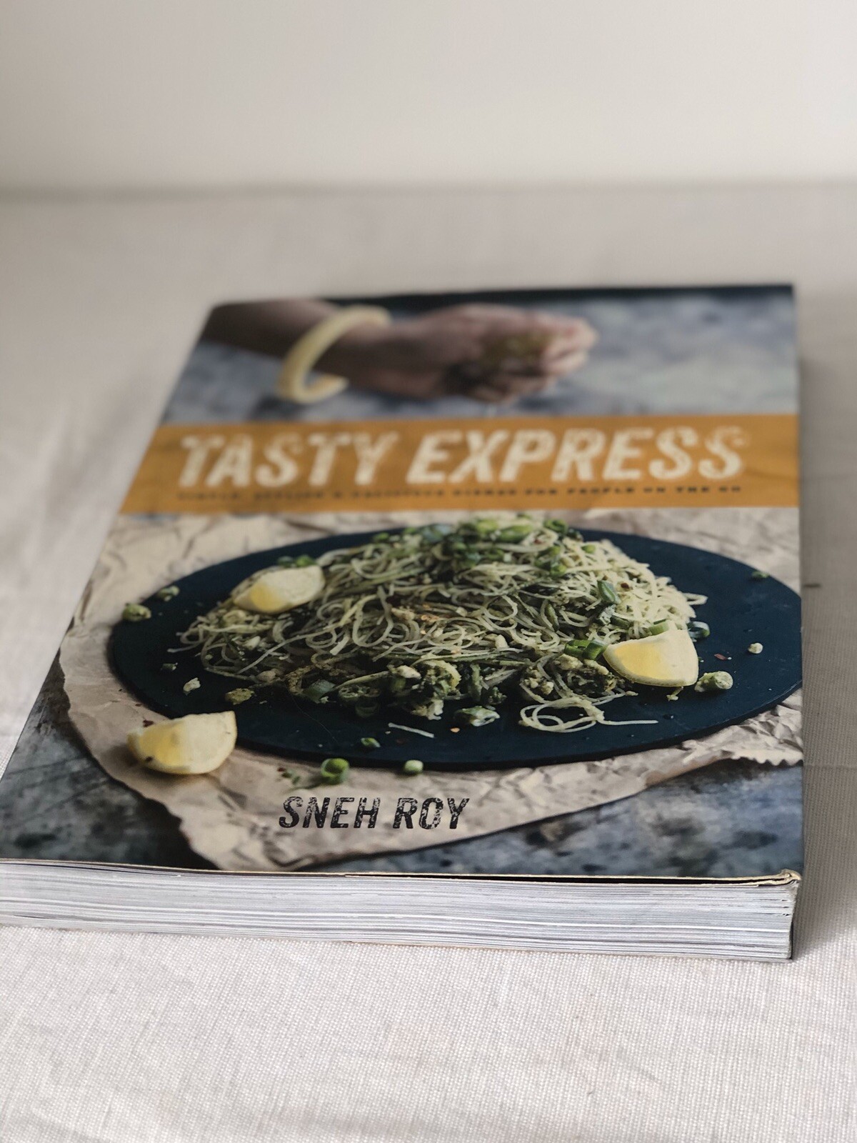 Tasty Express: Simple, Stylish & Delicious Dishes for People on the Go ...