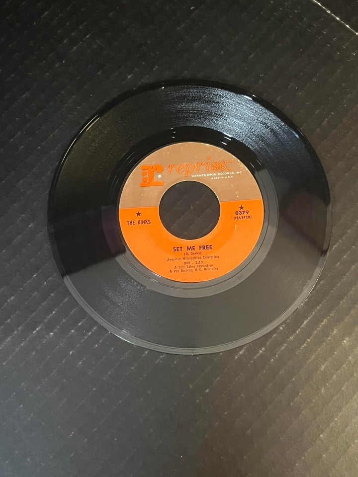 THE KINKS SET ME FREE & I NEED YOU 45 RPM VINYL | eBay