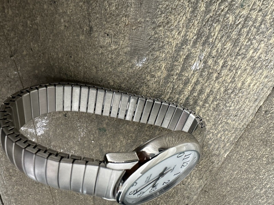 Timex Easy Reader T2H451 Men's Wristwatch Date Indiglo Stainless WR30M ...