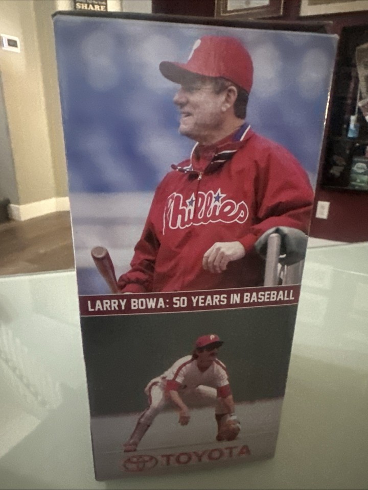 Larry Bowa Bobble Figurine Collector's Edition Bobblehead (2015 ...
