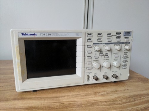 Tektronix TDS 210 Digital Real-Time 60MHz Oscilloscope Dim Display | eBay