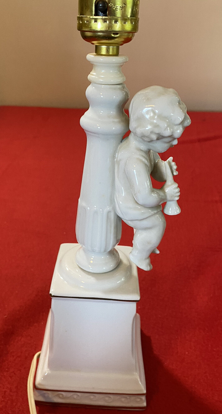 CHERUB Table Vanity Boudoir Lamp. Vintage WHITE Porcelain Gold Trim ...