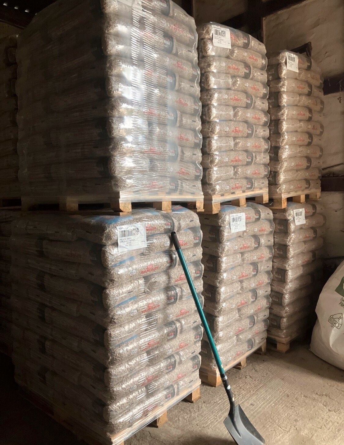 Hoyer Pellets Sackware EN Plus A1 15kg x 66 Sack 990kg Palette | eBay.de