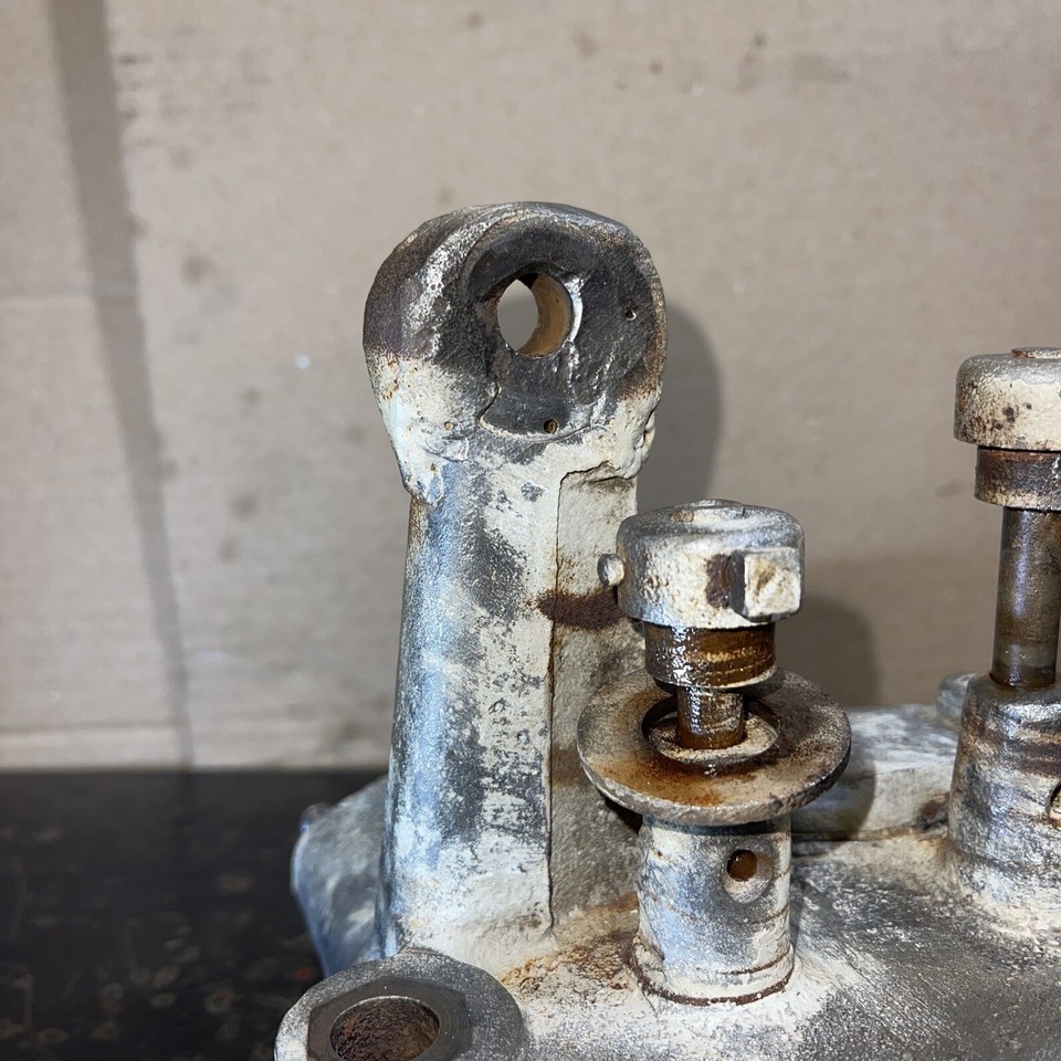 Antique 3HP Associated Cylinder Head United Hit Miss Engine Parts | eBay