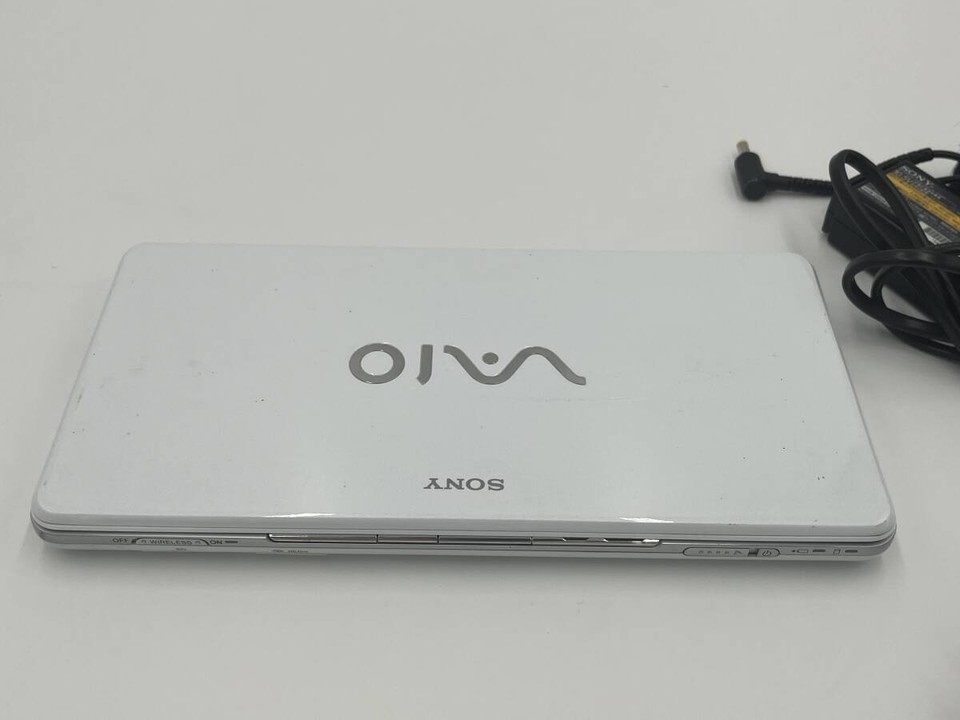 SONY VAIO Personal Computer type P VGN-P70H White Small Portable PC ...