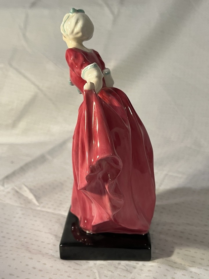 Vintage Royal Doulton " DELIGHT " Lady Curtsying Figurine | eBay