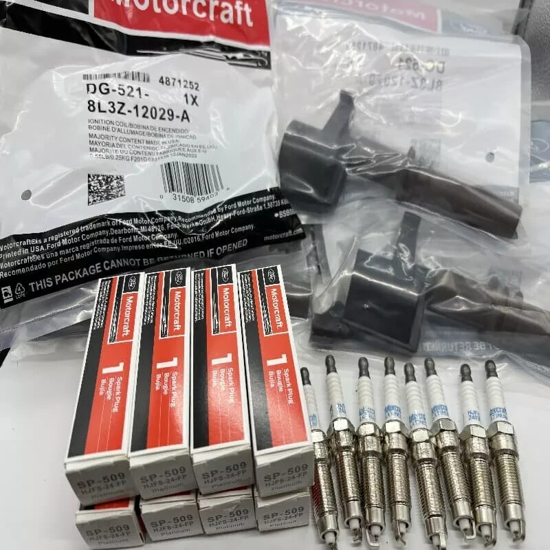 8x Motorcraft Ignition coil DG521 &Spark Plug SP509 For F150 Expedition ...