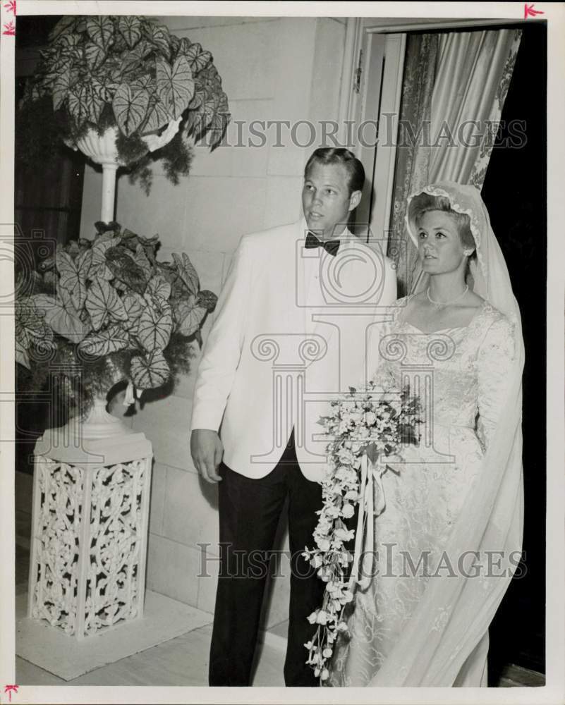 Sara Moses Wedding