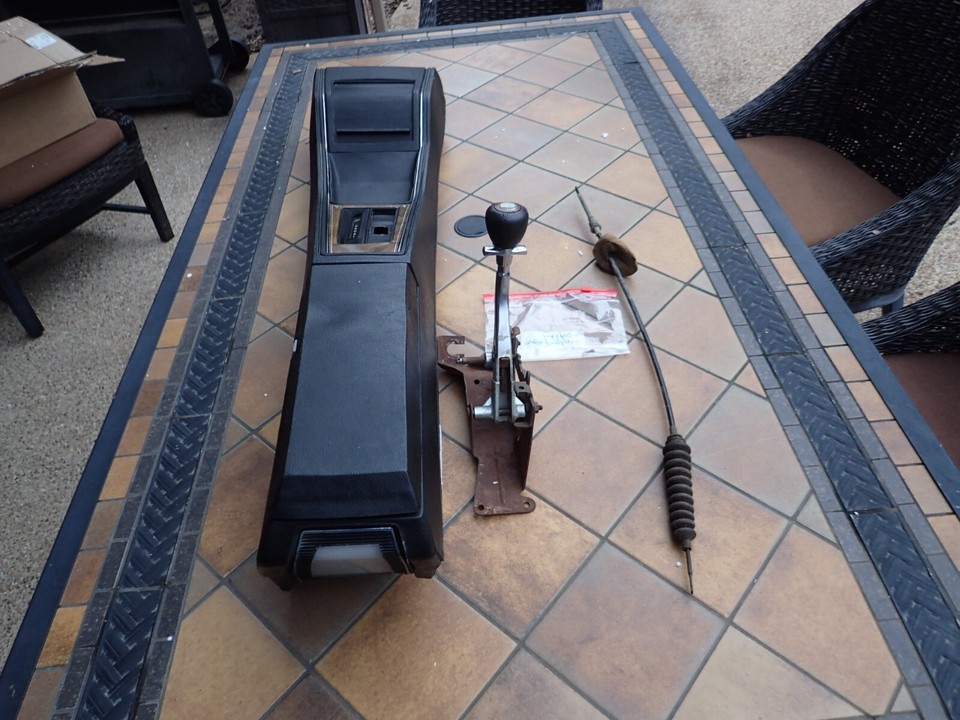 1973-77 Oldsmobile Cutlass, 442 console and shifter, black, nice ...