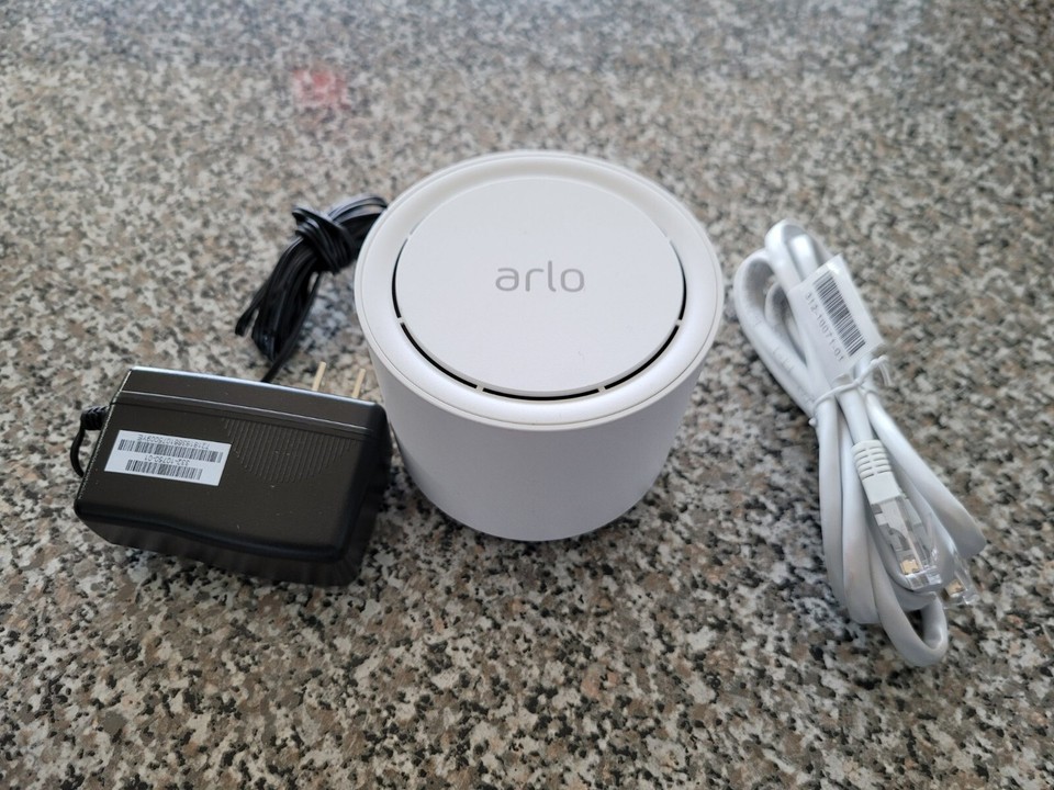 Arlo (VMB3500-100NAS) Base Station for Arlo Pro, Pro 2, Audio Doorbell ...