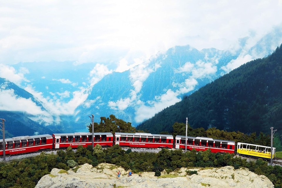 BS KATO N Scale 10-1655 Rhaetian Railway Bernina Express Basic Model ...