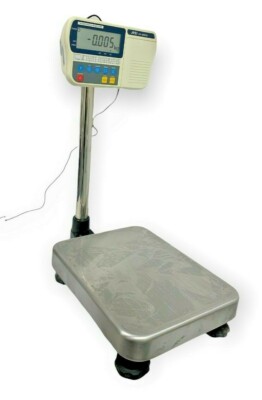 A&D HV-60KGL, High Performance Triple Range Bench Scale,150 Lb X 0.05 ...