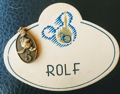 Disney Donald Duck 5 Year + 20th Anniversary Cast Member Name Tag Pin ...