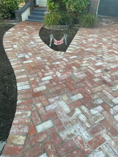 300 Second hand, A-Grade quality, red paving bricks for pathway and ...