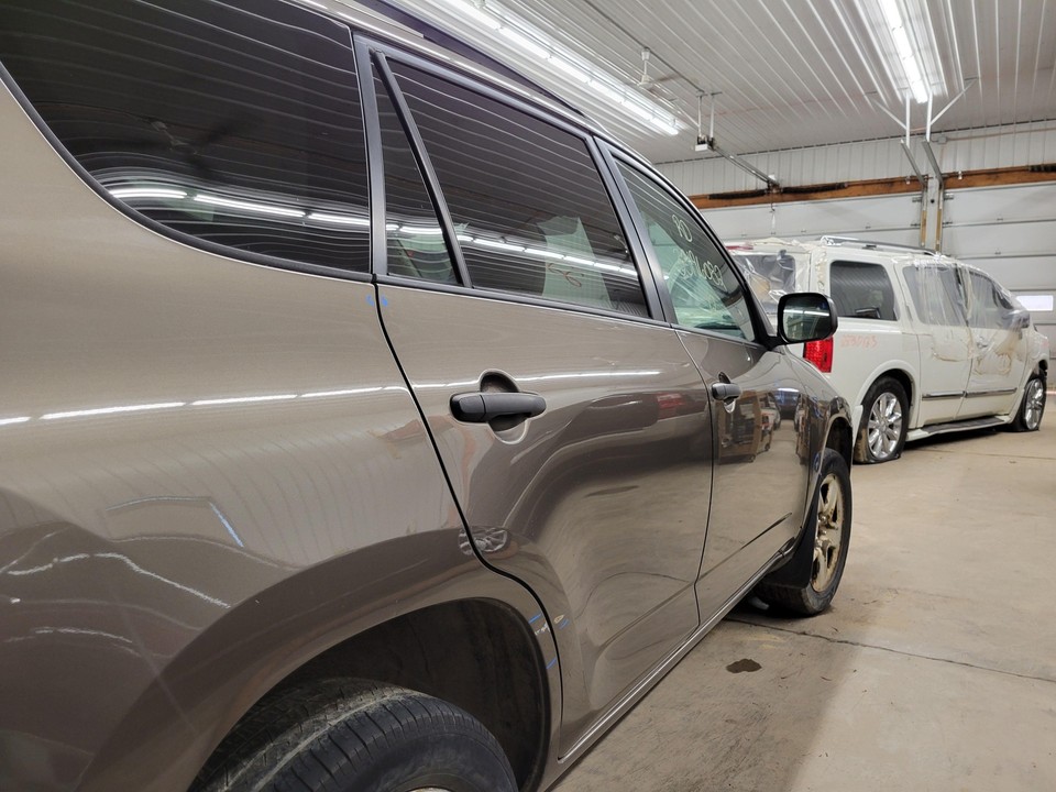 06-14 TOYOTA RAV-4 PASSENGER RIGHT REAR SIDE POWER DOOR PYRITE PAINT ...
