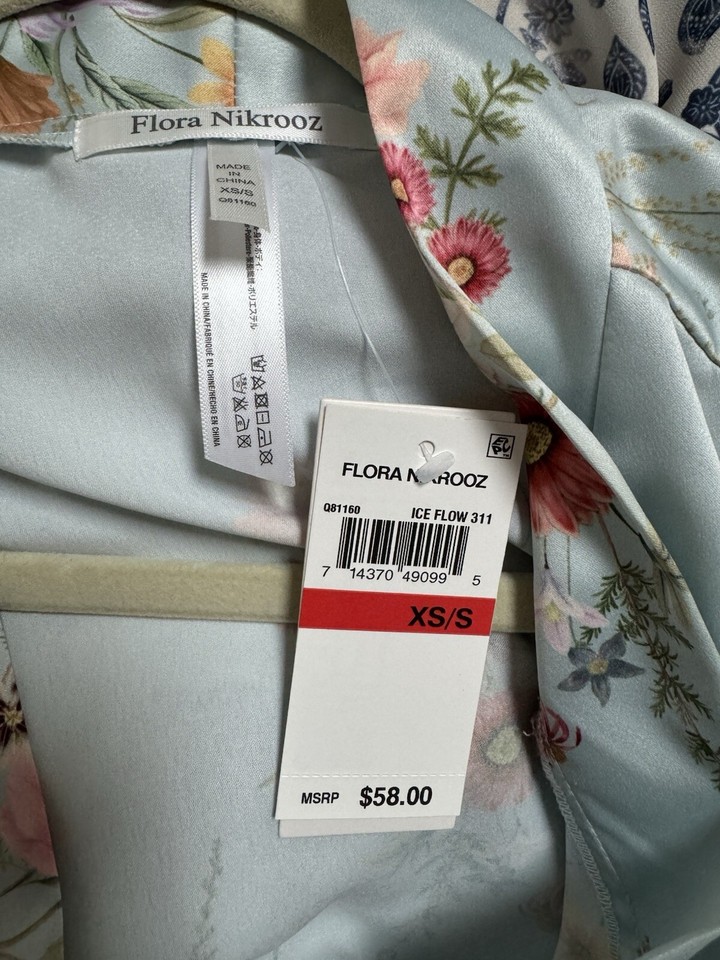 Flora Nikrooz Anthropologie Floral Bath Robe Dressing Gown Kimono Women ...