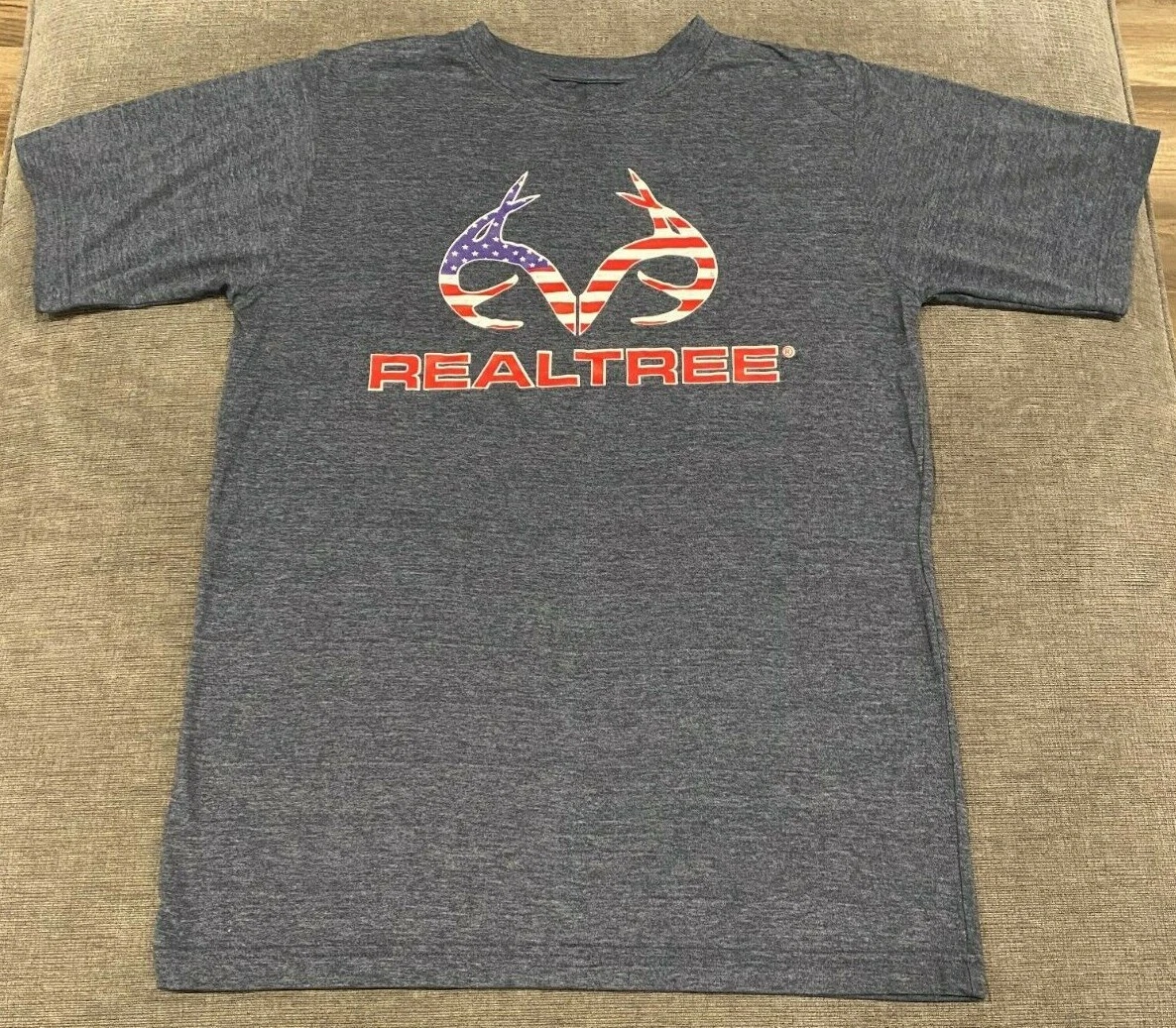 Camo Realtree Antler Logo